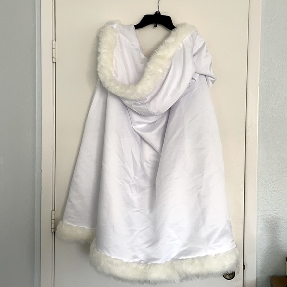 Jackets & Coats | White Hooded Cloak | Poshmark